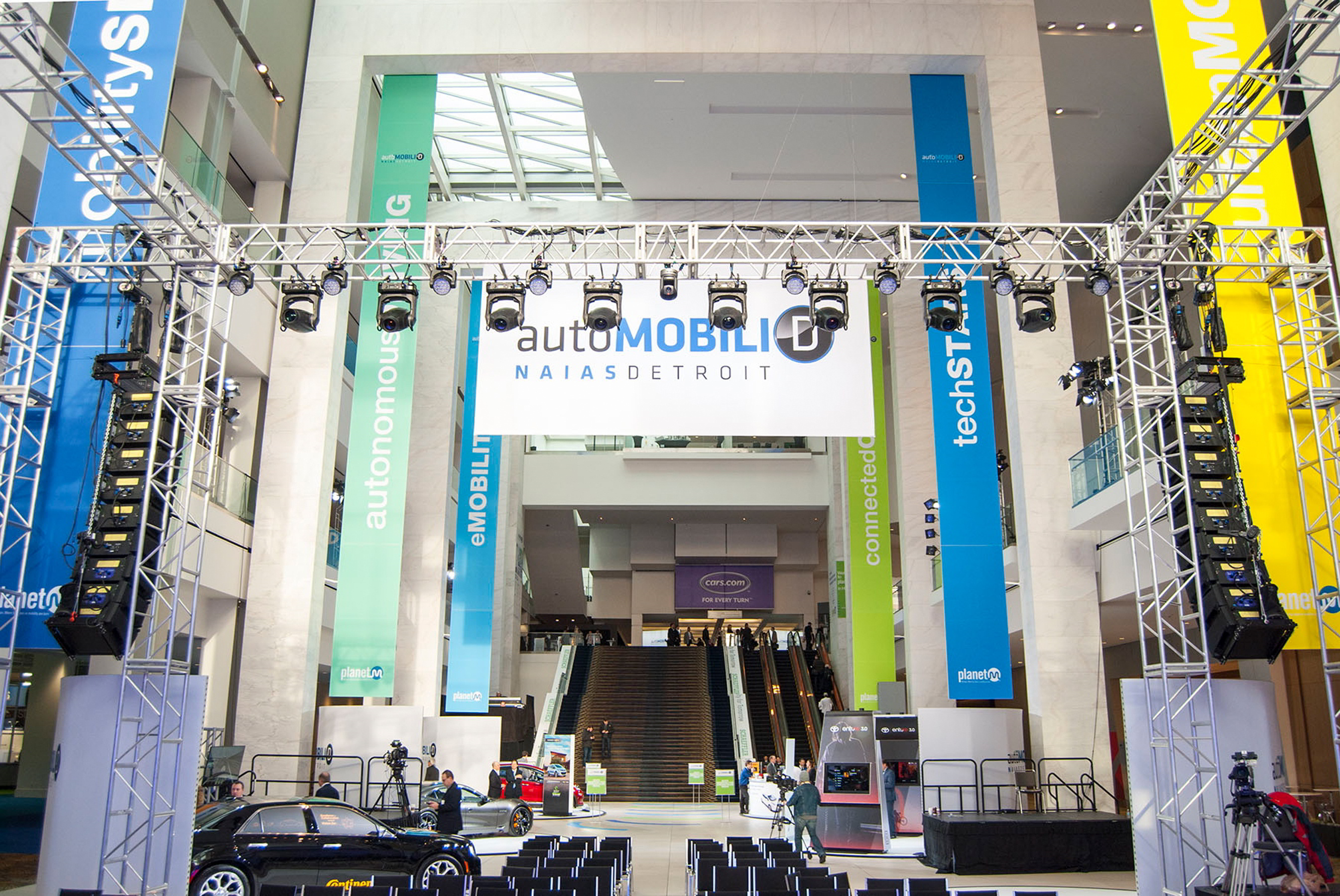 Aerial Enterprises invests in Electro‑Voice X‑Line Advance | Electro-Voice